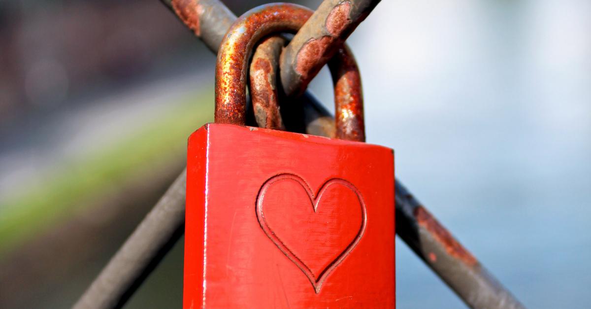 A typical Parisian Valentine's Day on the Left Bank | Beaugrenelle ...